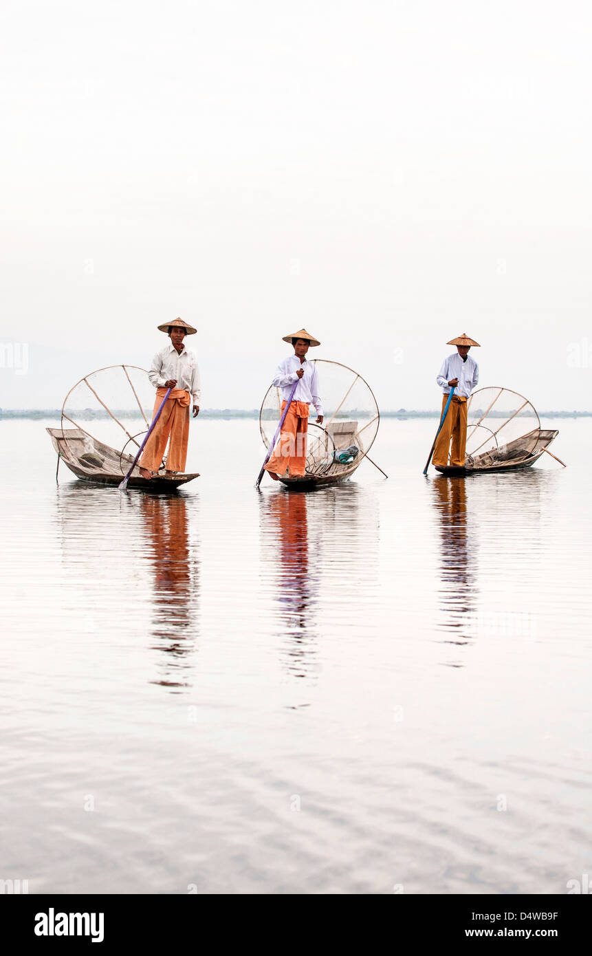 Traditional Intha fishermen on Inle Lake, Burma Stock Photo - Alamy