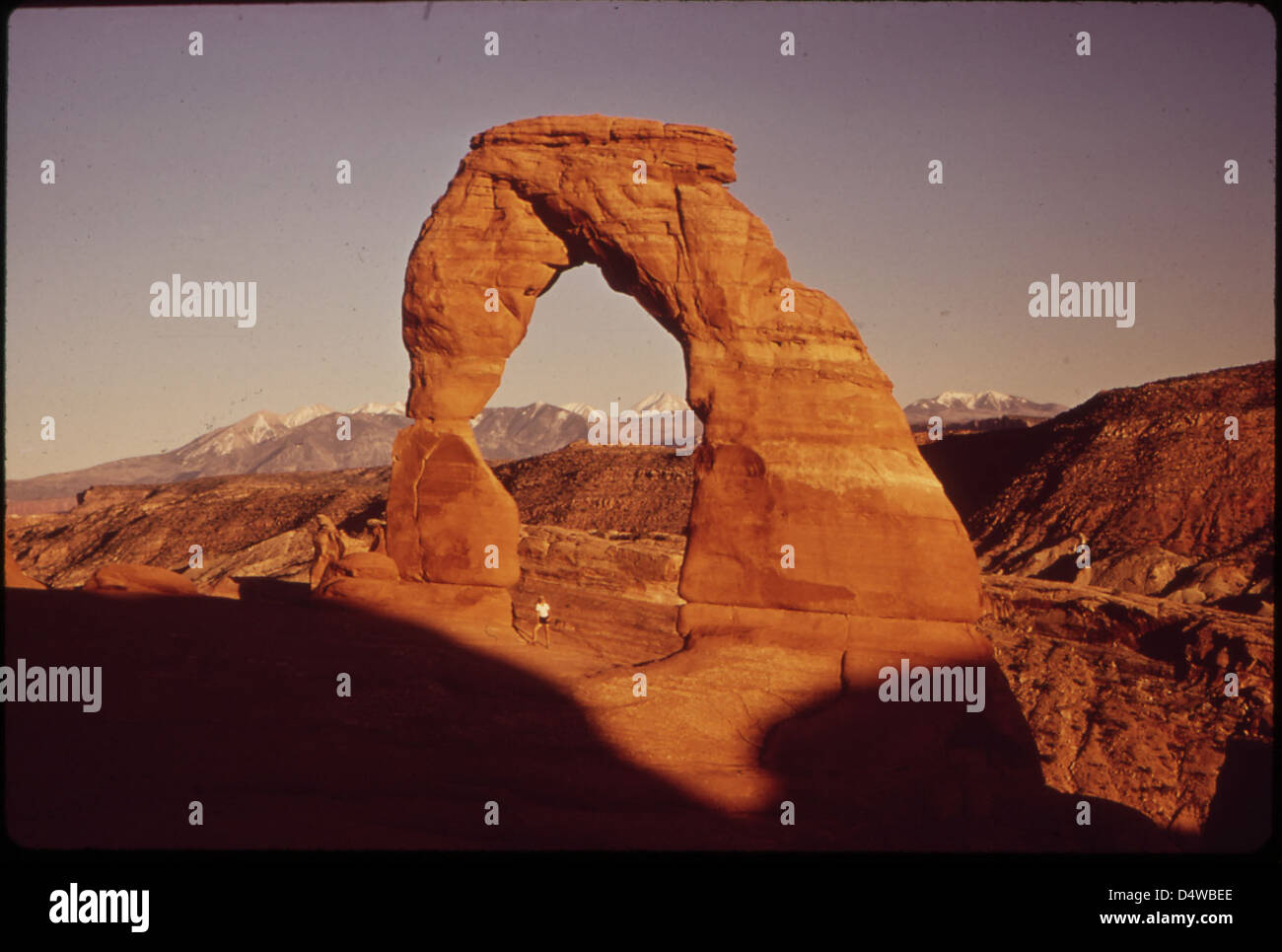 Delicate Arch, the most famous arch in Arches National Park, stands ...