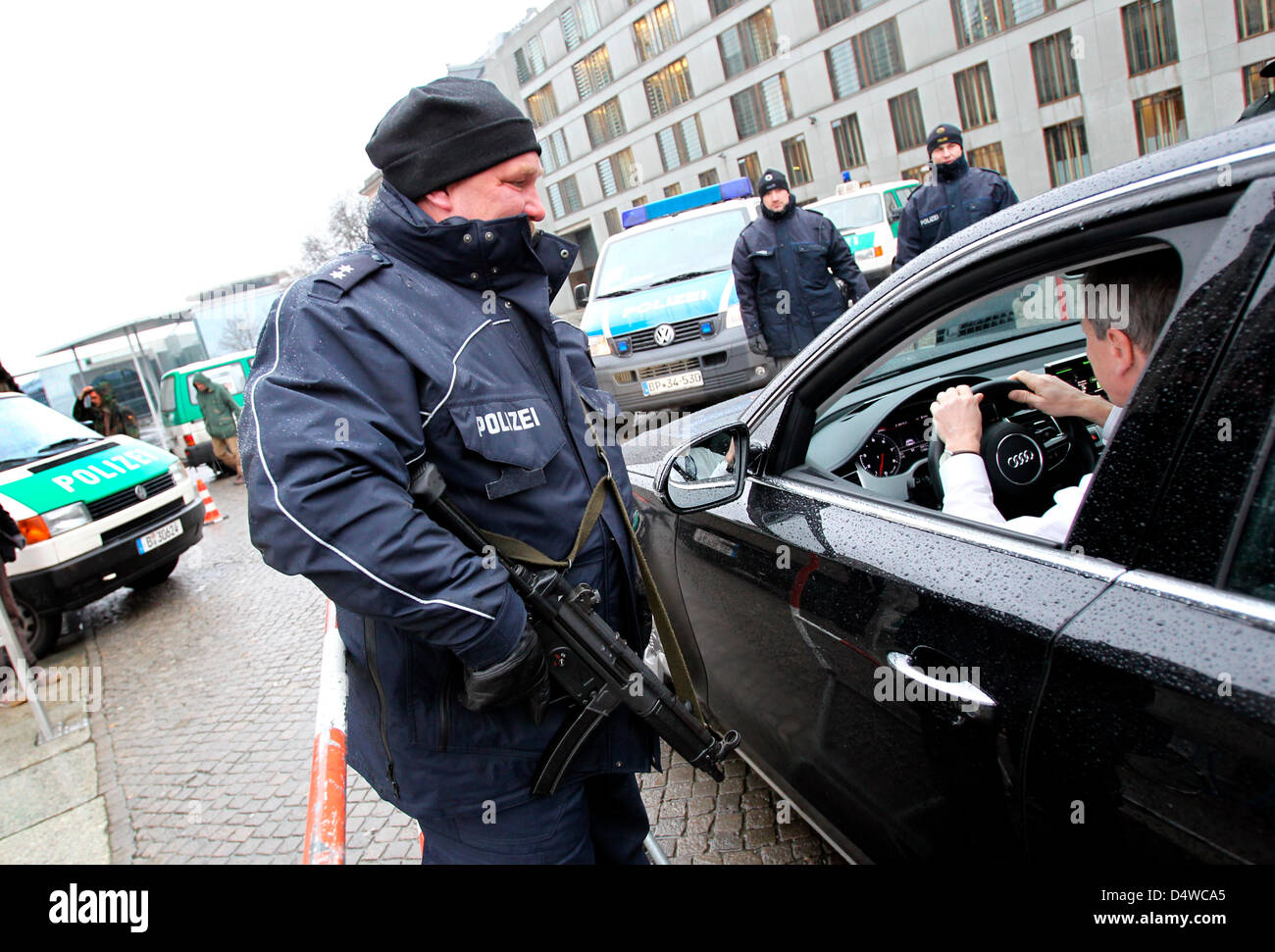 Police officers guard the Reichstag building in Berlin, Germany, 22 ...
