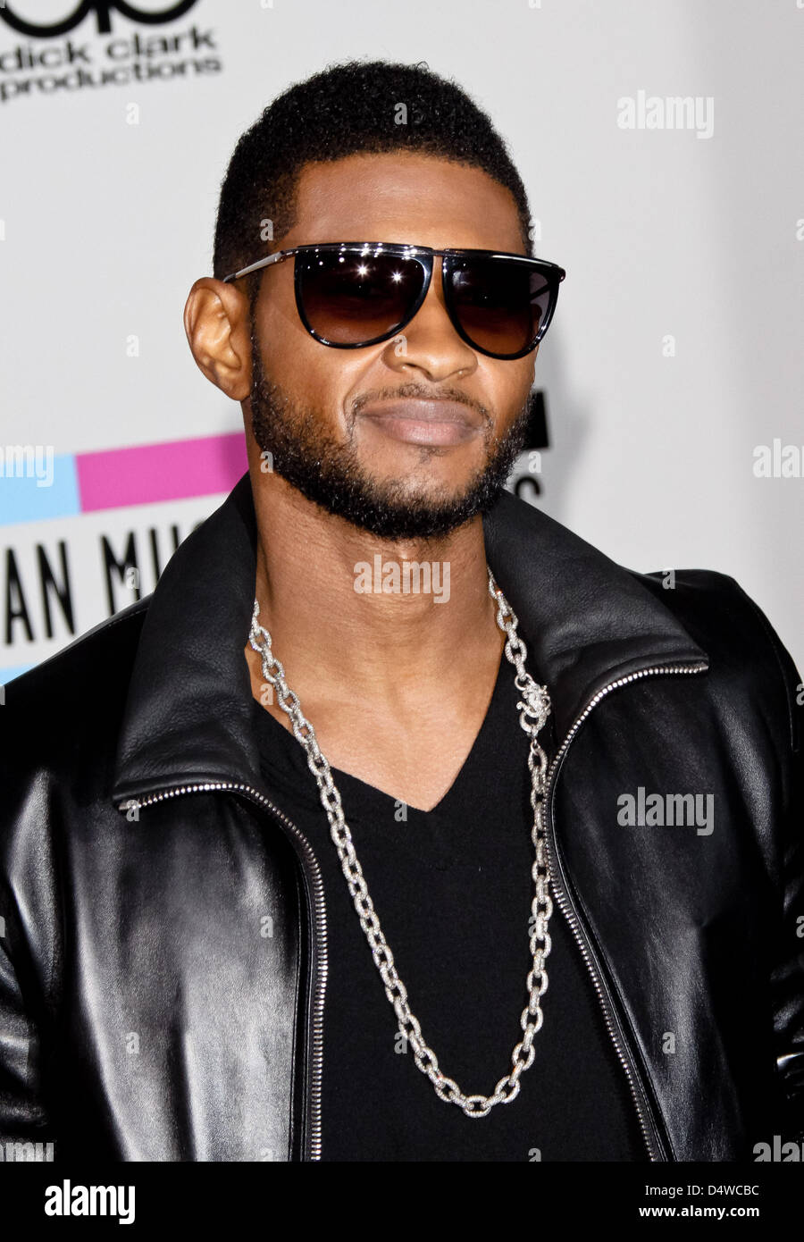 US singer Usher arrives for the 38th Annual American Music Awards in ...