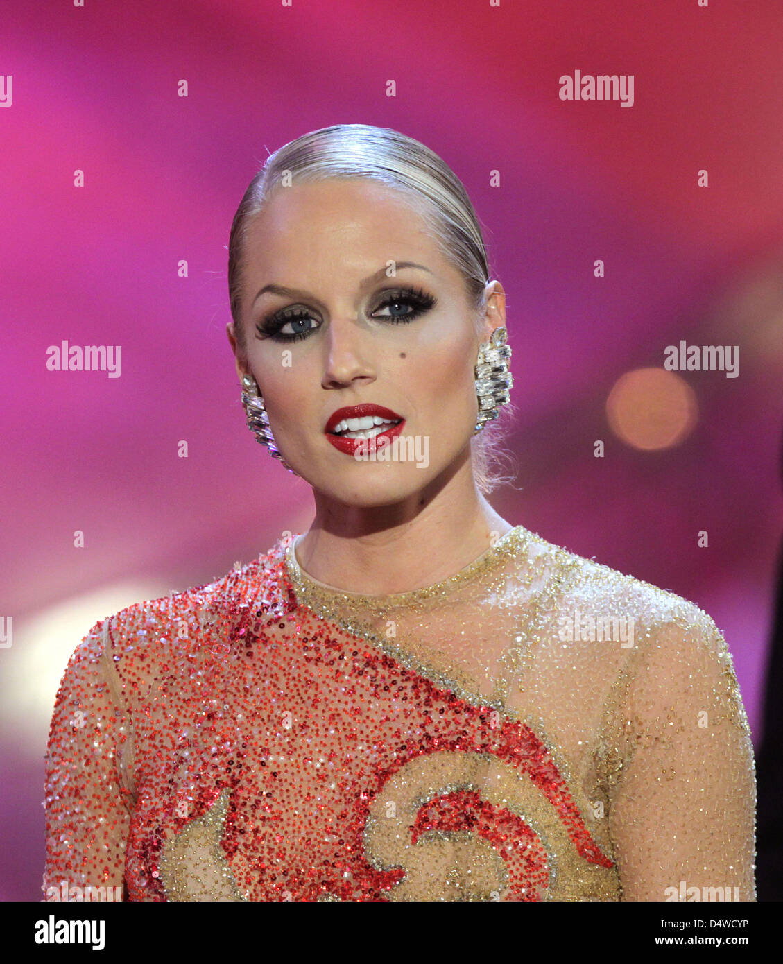 Carien Keizer, Leading Lady of famous Lido's famous chorus line ...