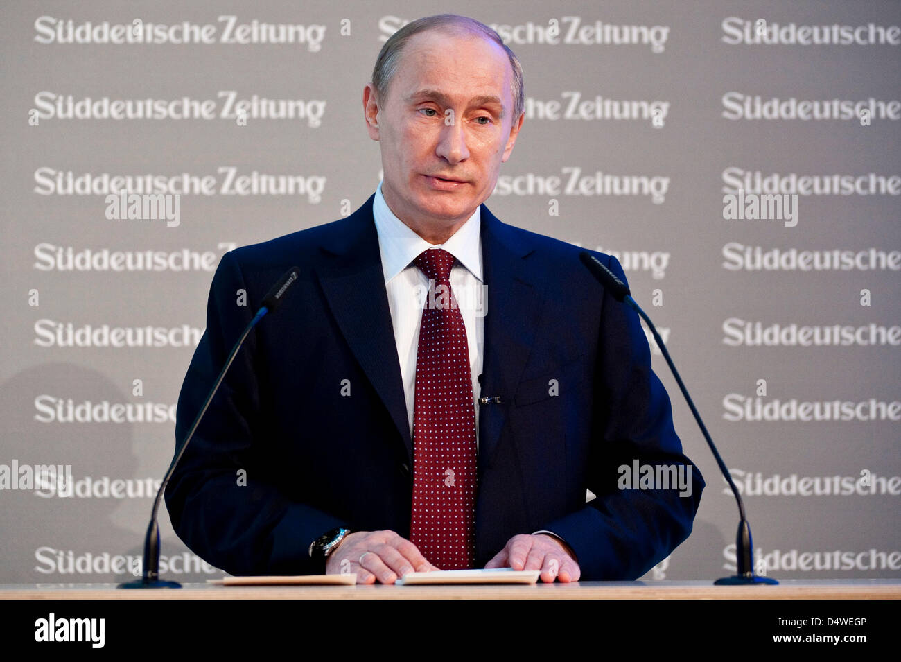 Russian Prime Minister Vladimir Putin delivers a speech to the Economy ...