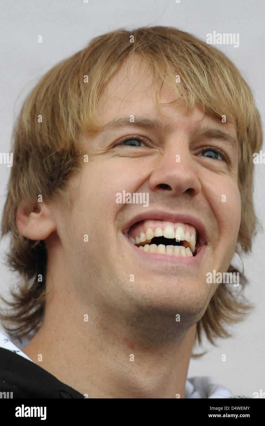 The speed of now part 1 hi-res stock photography and images - Alamy