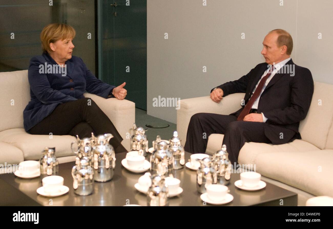 Angela merkel vladimir putin hi-res stock photography and images - Alamy Angela merkel vladimir putin hi-res stock photography and images - Alamy