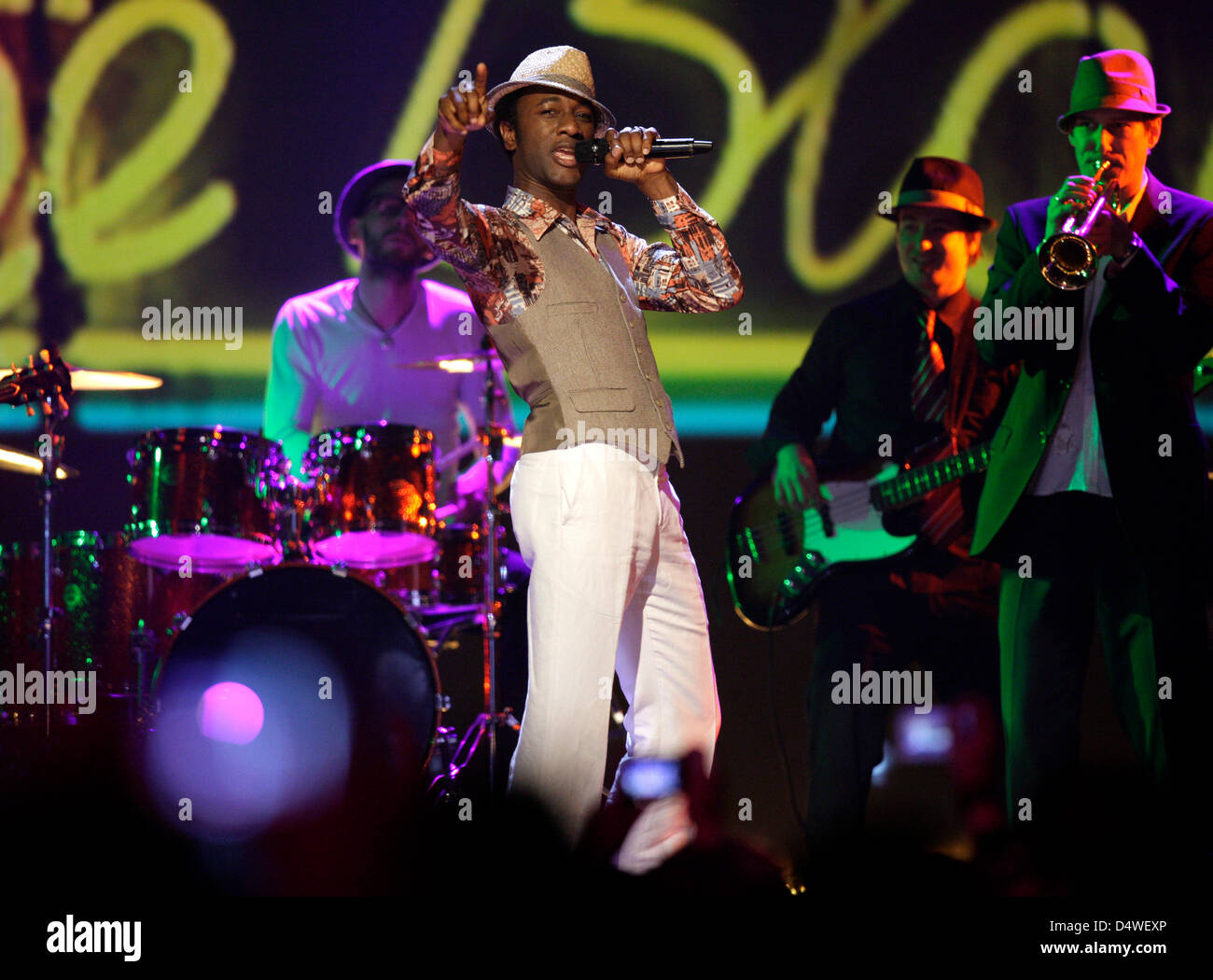 American singer Aloe Blacc performs during a taping of the TV show 'The ...