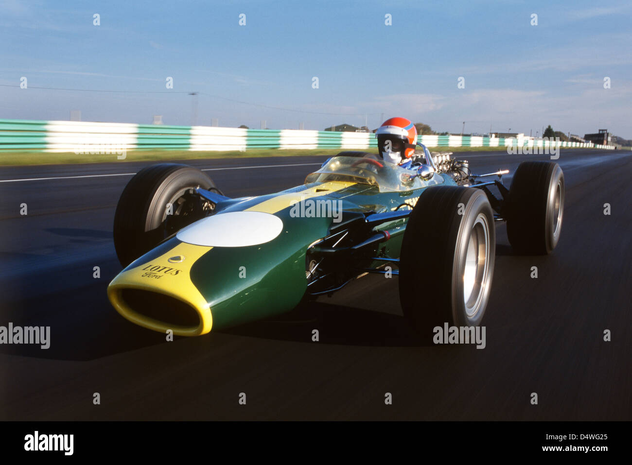 Graham Hill's Lotus 49, driven at Snetterton by Tiff Needell Stock ...