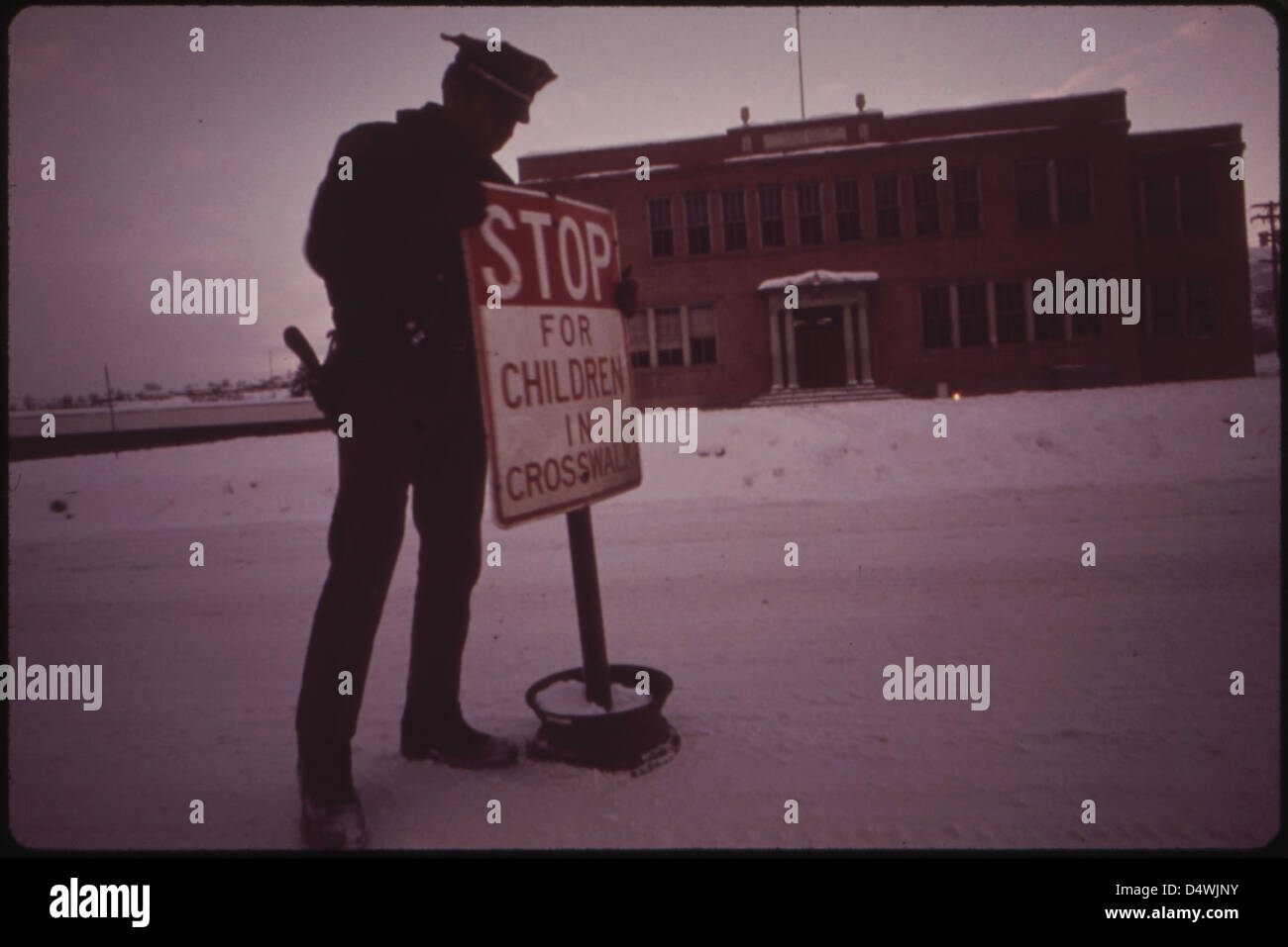 Schoolzones hi-res stock photography and images - Alamy