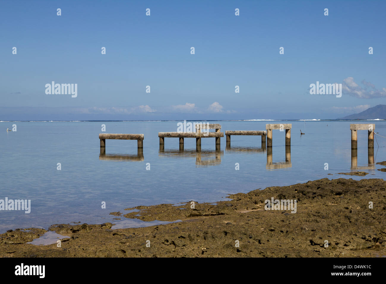 Ocean structure hi-res stock photography and images - Alamy