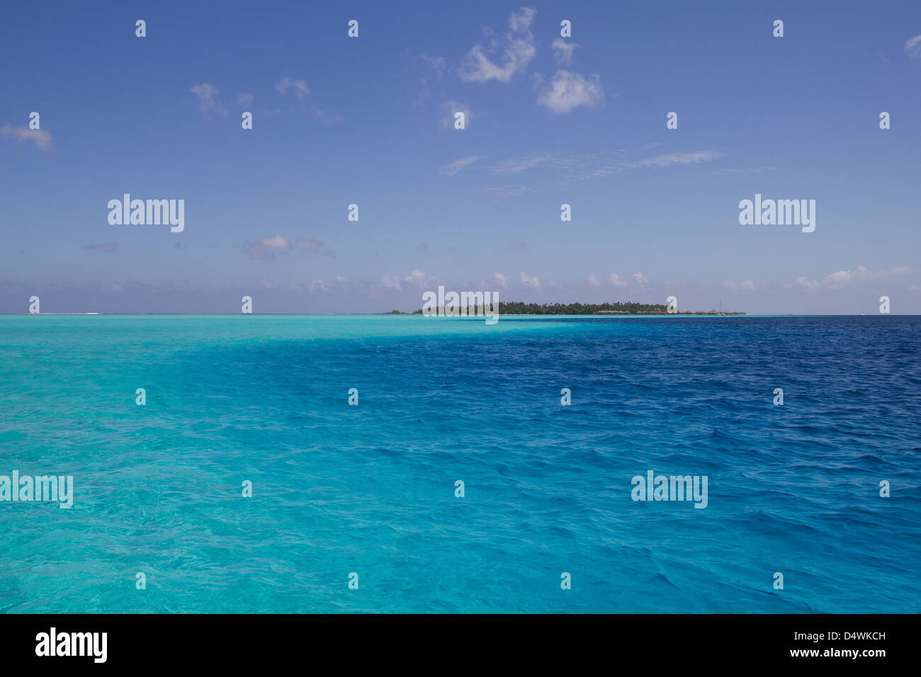 Turquoise water sea bay paradise hi-res stock photography and images ...