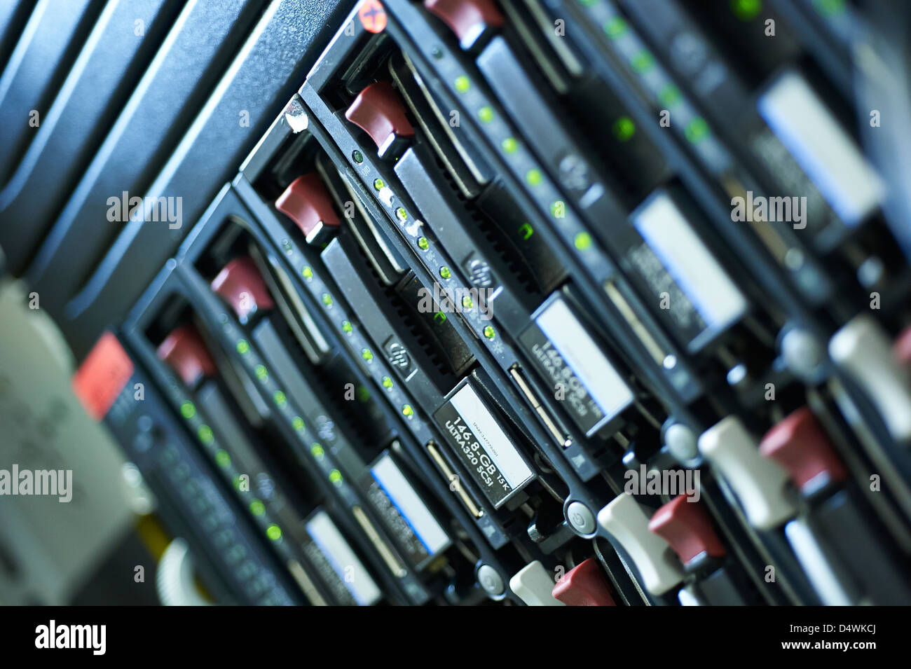Main frame computer hi-res stock photography and images - Alamy