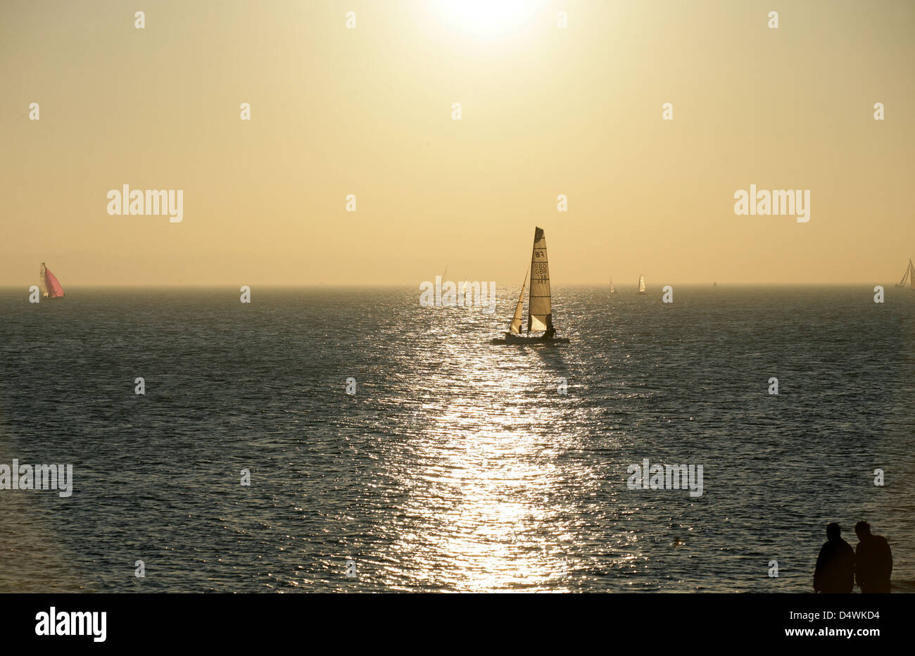 Sunrise solent hi-res stock photography and images - Alamy