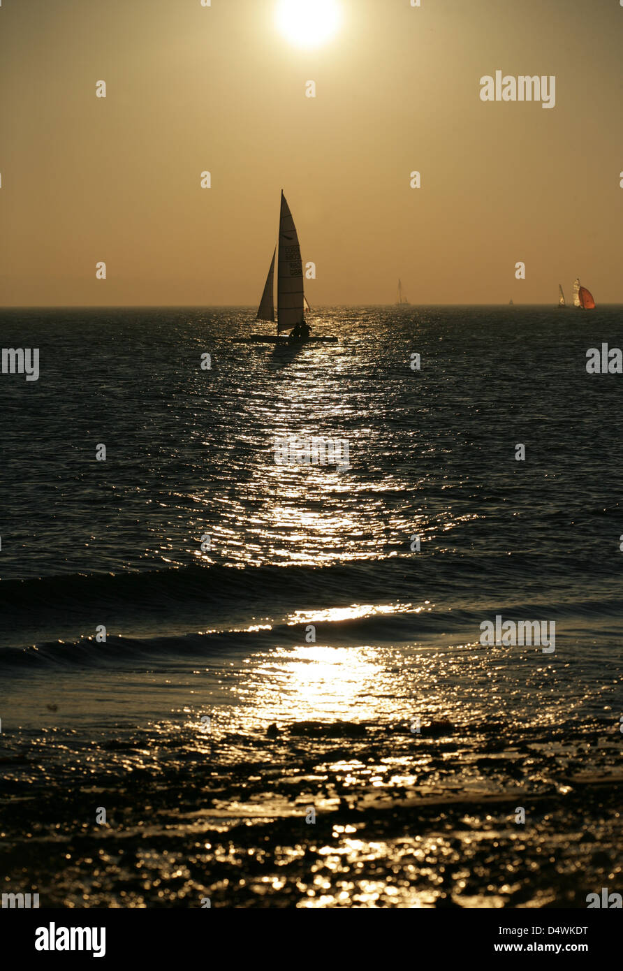 Solent sunset hi-res stock photography and images - Alamy