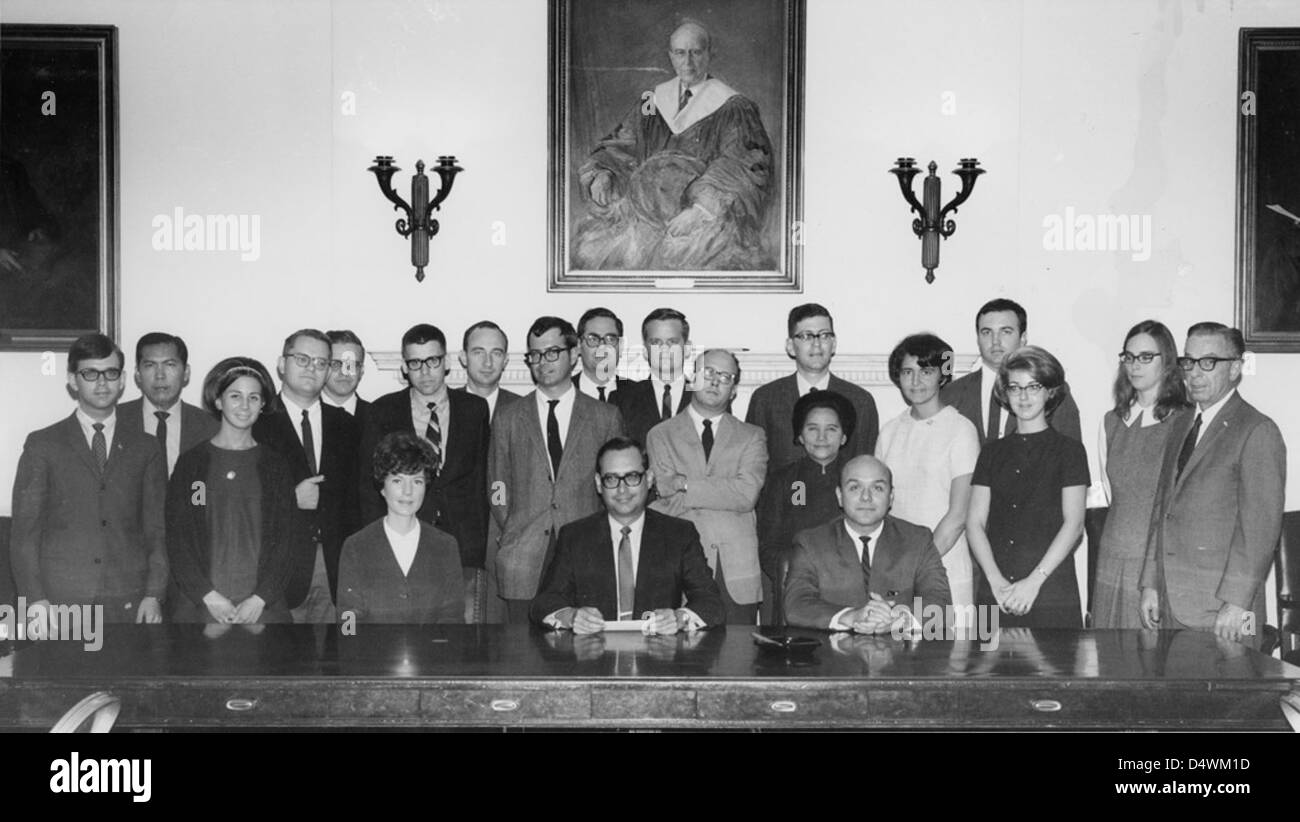 A photograph of archival trainees and their orientation group in 1968 ...