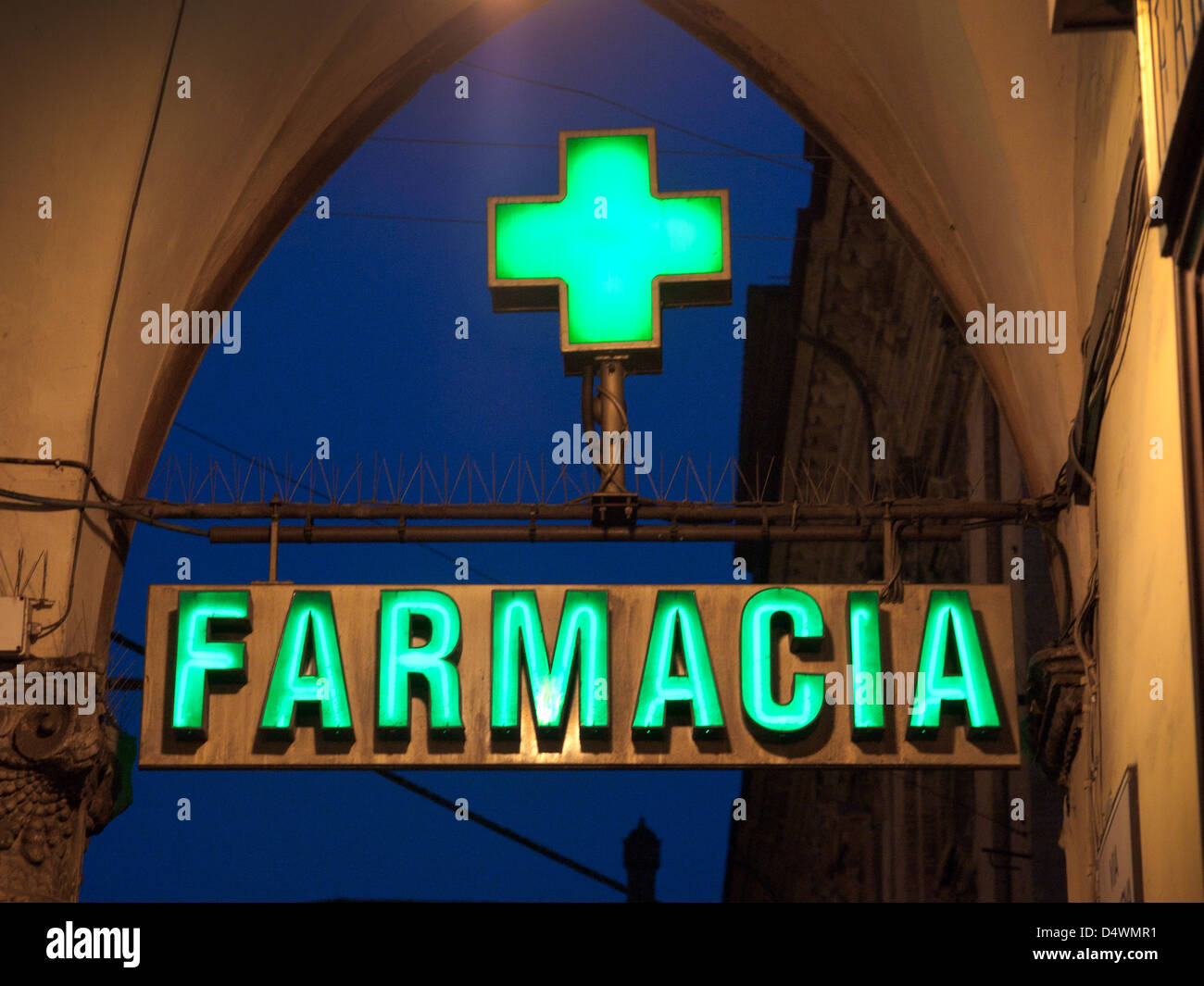 Green cross chemist hi-res stock photography and images - Alamy