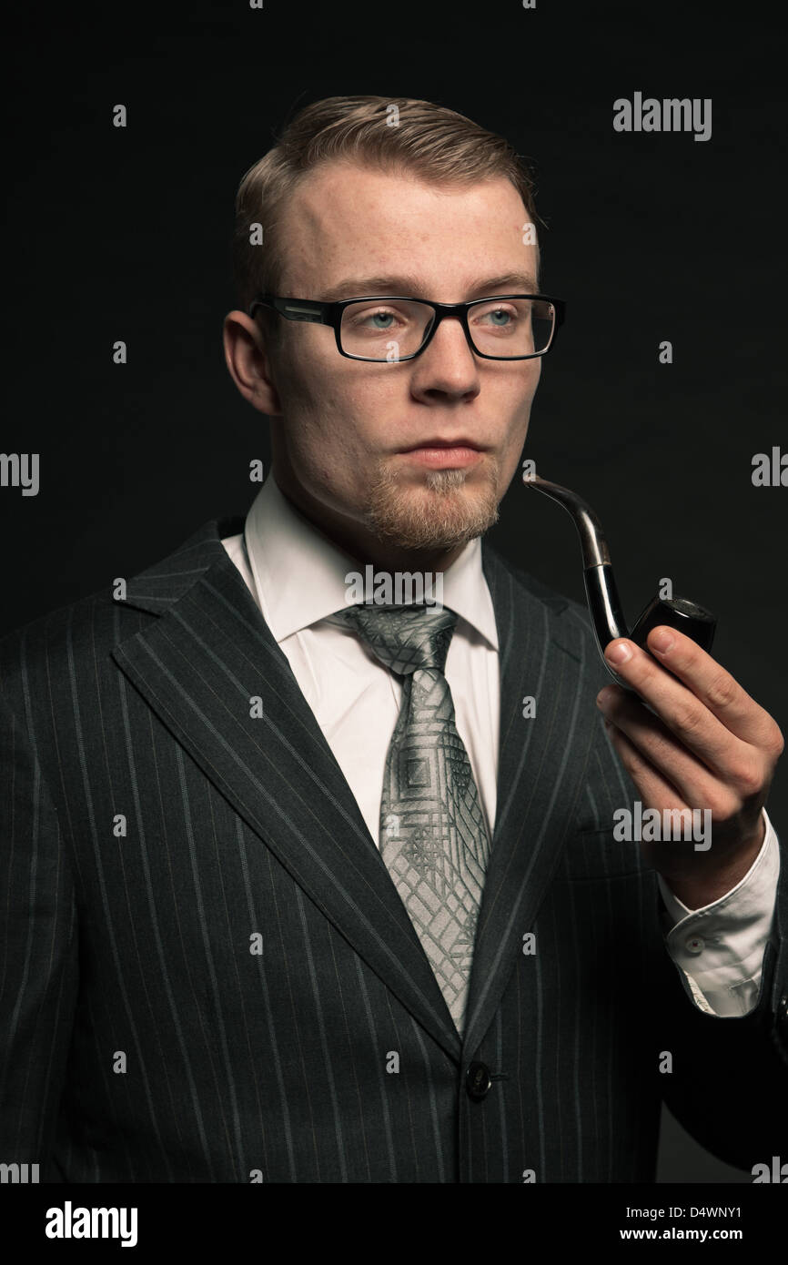 Man pipe suit fashion hi-res stock photography and images - Alamy