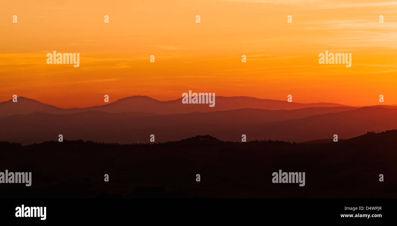 Tuscany sunset hi-res stock photography and images - Alamy