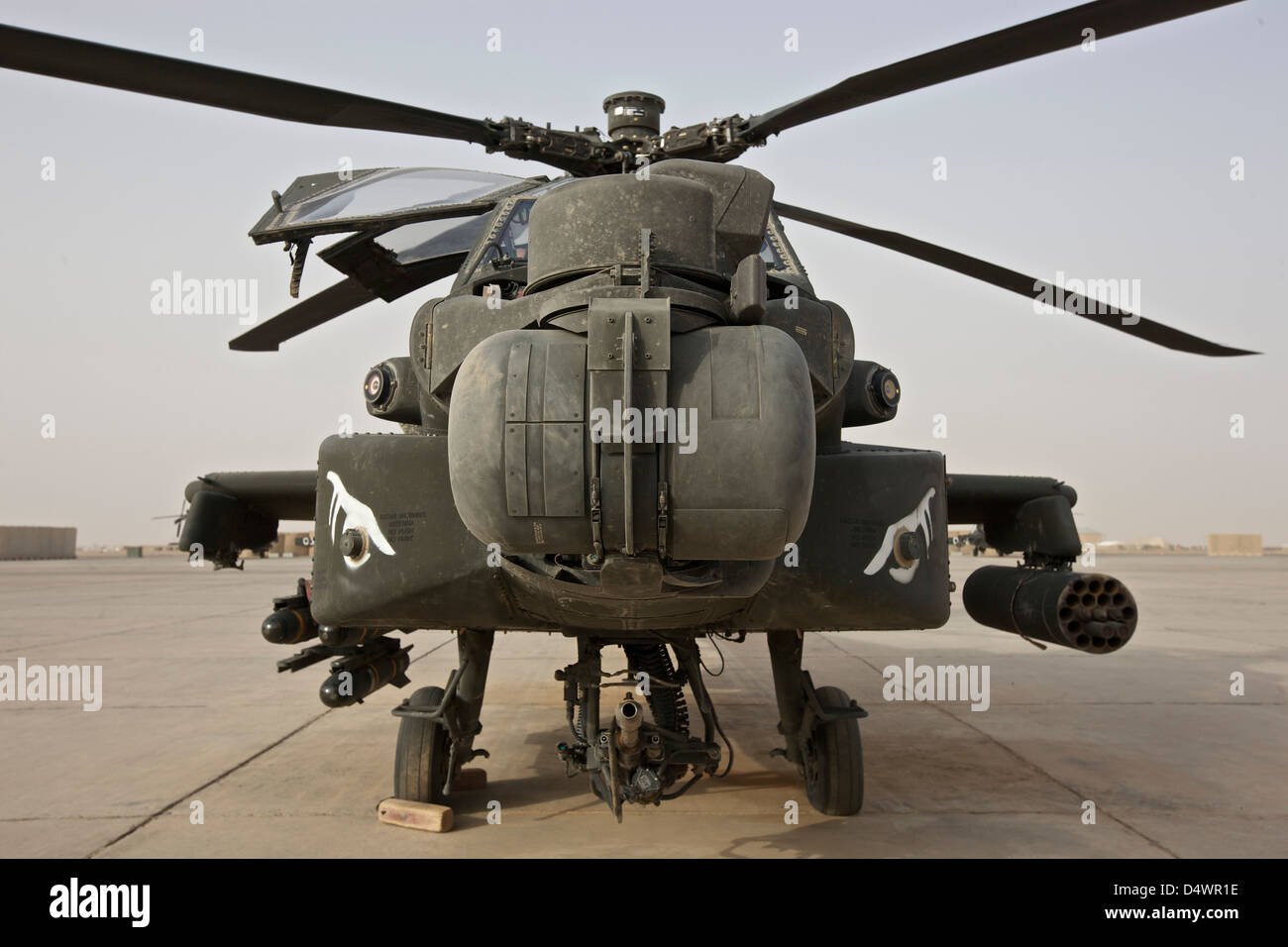 Front view of an AH-64D Apache Longbow on the flight line, Tikrit, Iraq ...