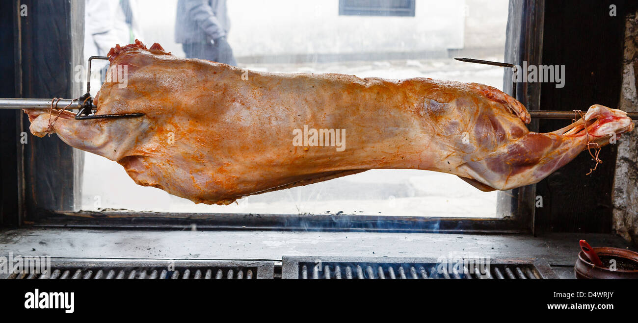 Spit roast hi-res stock photography and images - Alamy