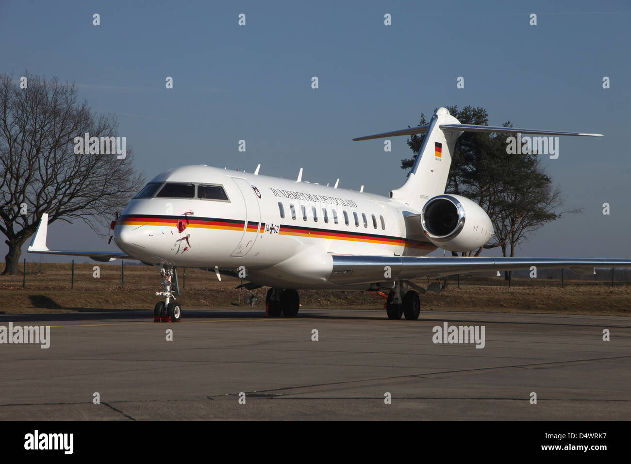 A Bombardier Global 5000 VIP jet of the German Air Force at Cologne ...