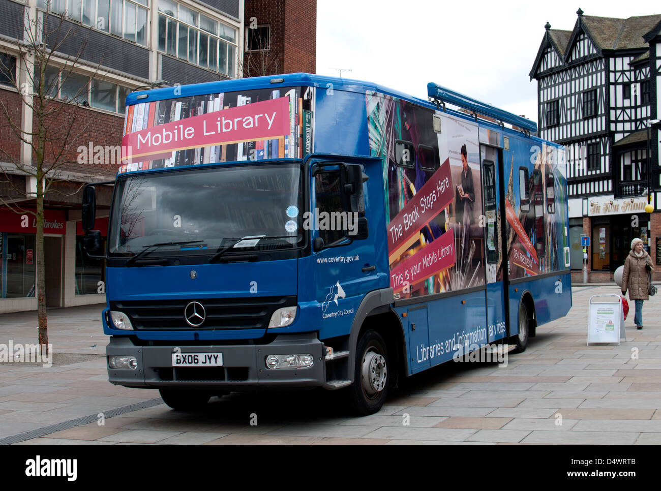 Mobile library vehicle hi-res stock photography and images - Alamy
