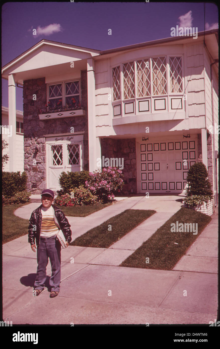 1970s staten island building homes hi-res stock photography and images ...