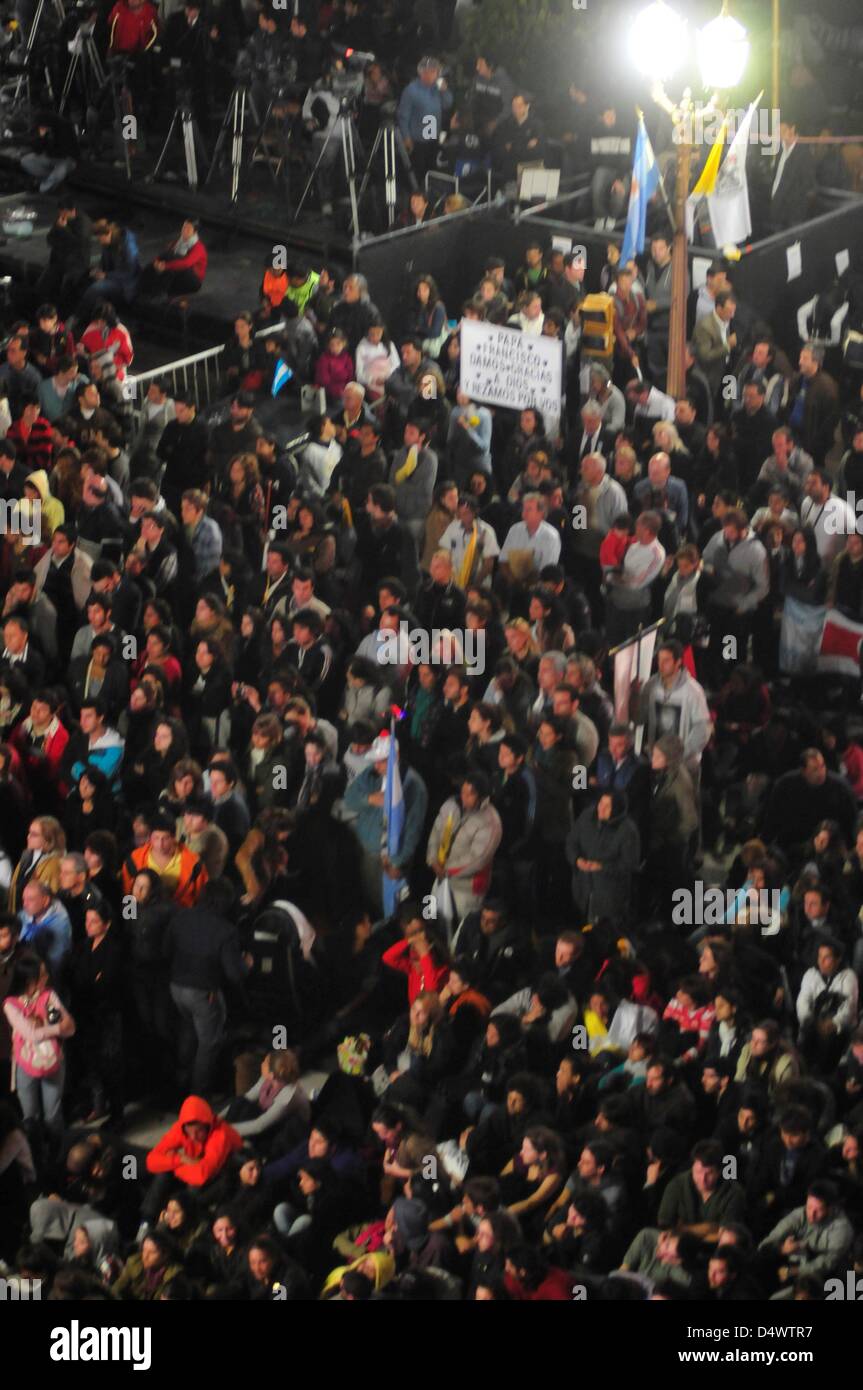Pope francis 2013 installation hi-res stock photography and images - Alamy