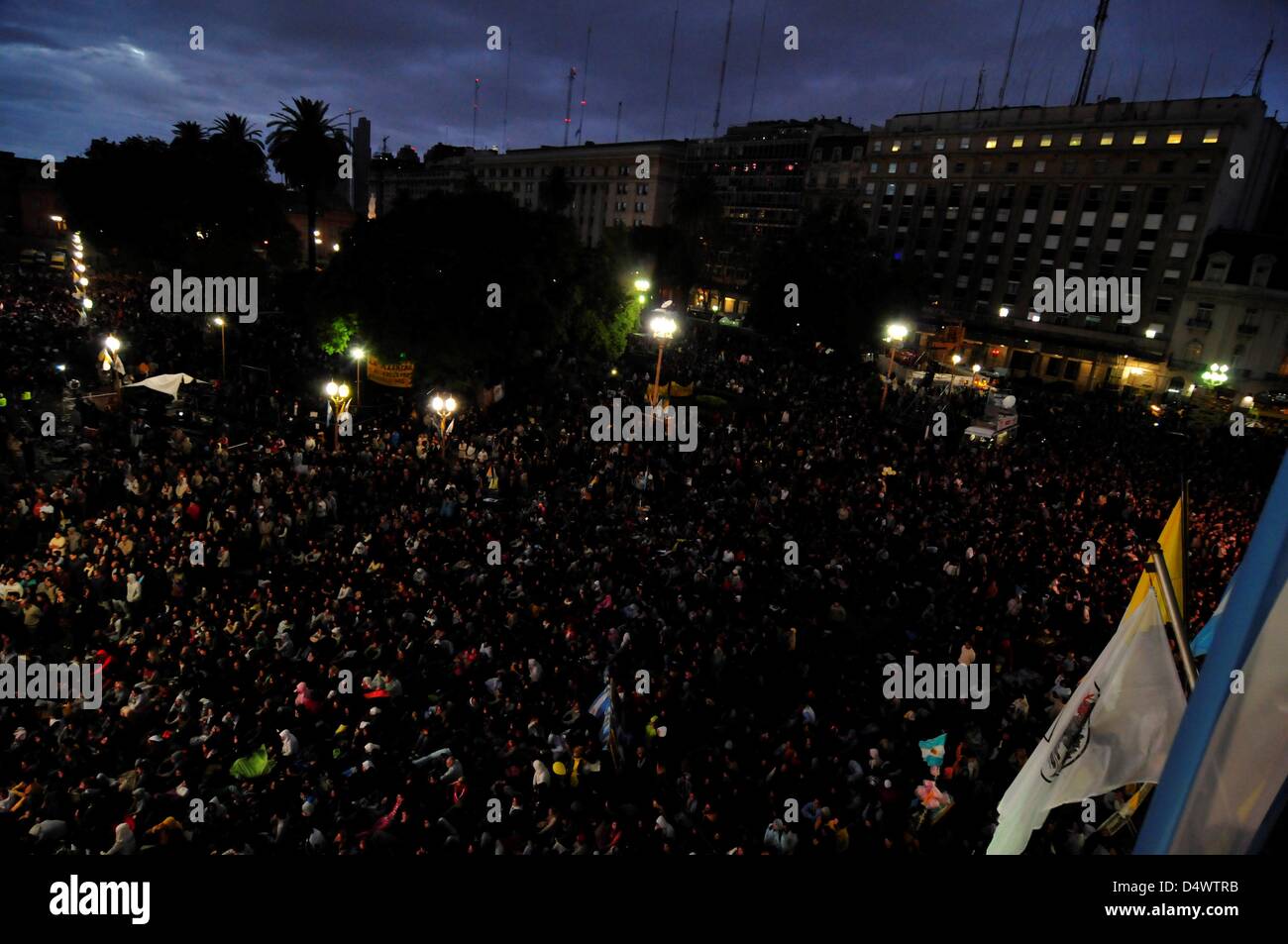 Pope francis 2013 installation hi-res stock photography and images - Alamy