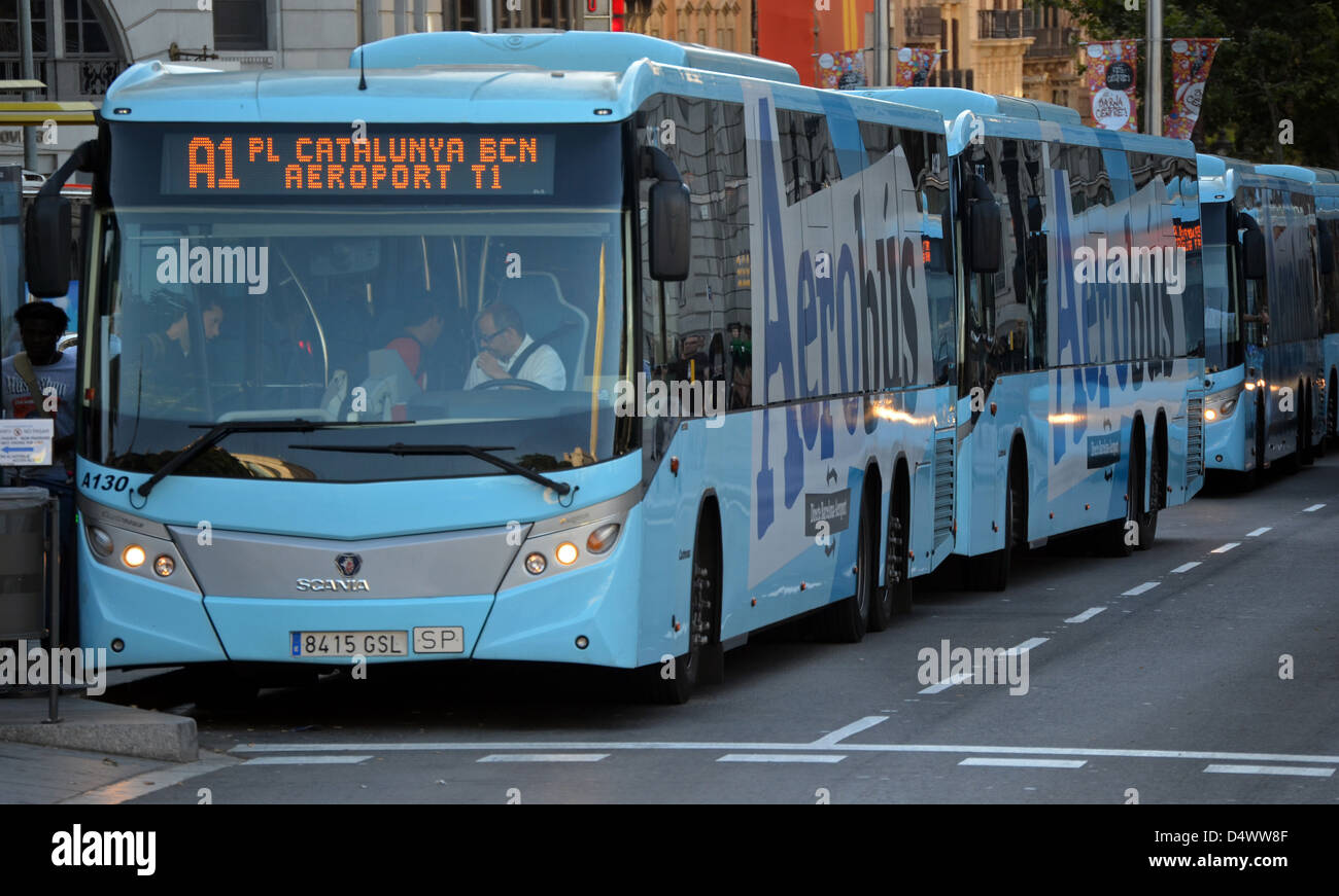 Barcelona, Spain, buses during early morning rush hour Stock Photo - Alamy