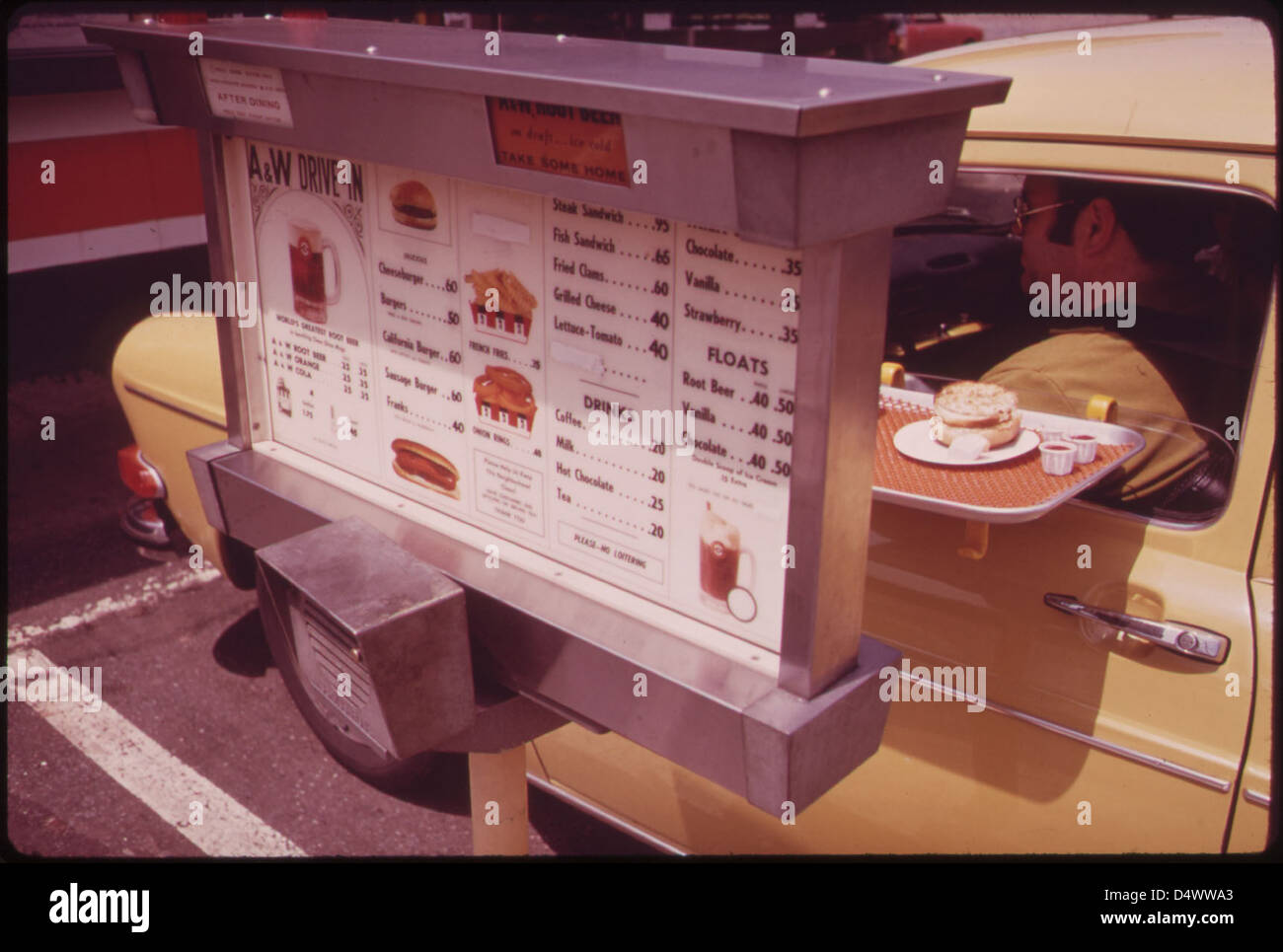 Fast food drive 1970s hi-res stock photography and images - Alamy