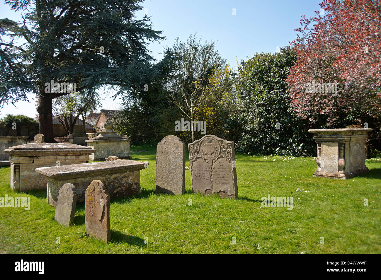 Gravestones churchyard hi-res stock photography and images - Alamy