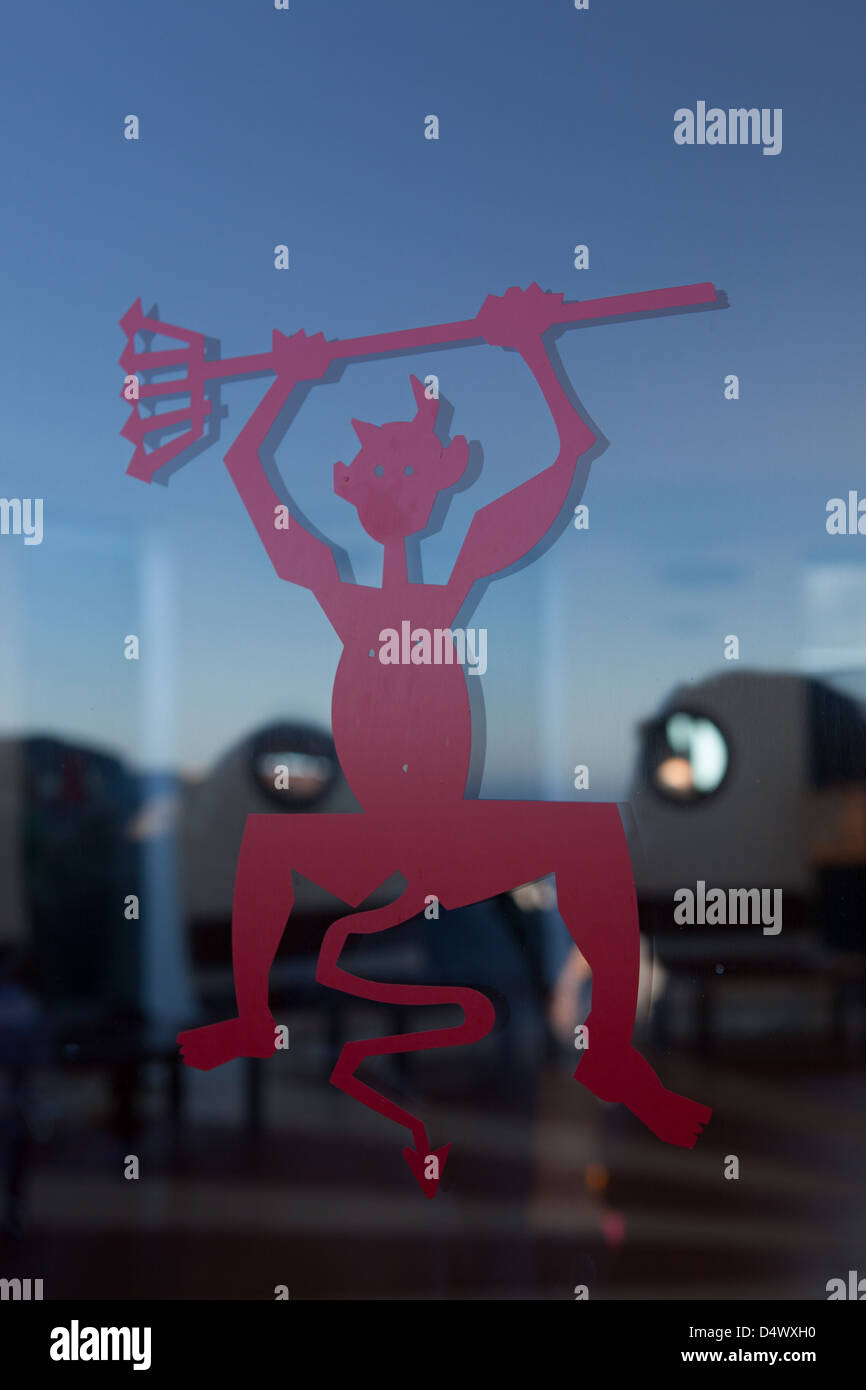 Parque nacional de timanfaya restaurant hi-res stock photography and ...