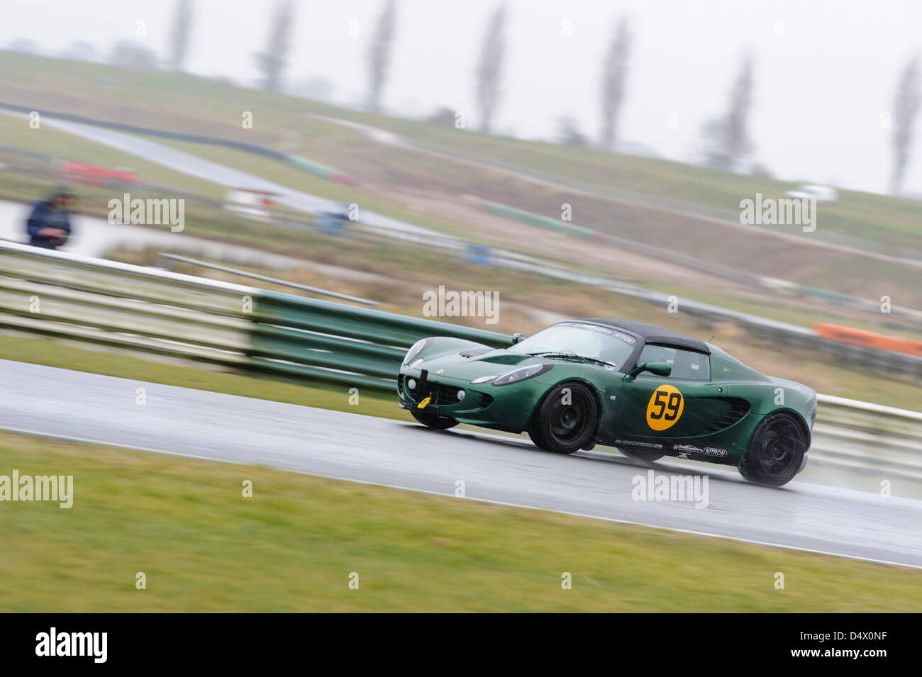 A car taking part in a Sprint motorsport event at Mallory Park Circuit Stock Photo - Alamy