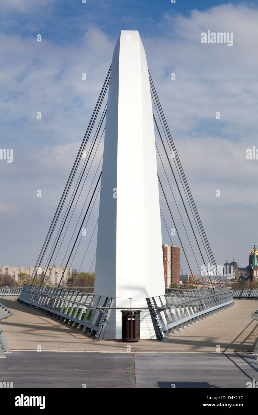 Des moines, iowa bridge hi-res stock photography and images - Alamy