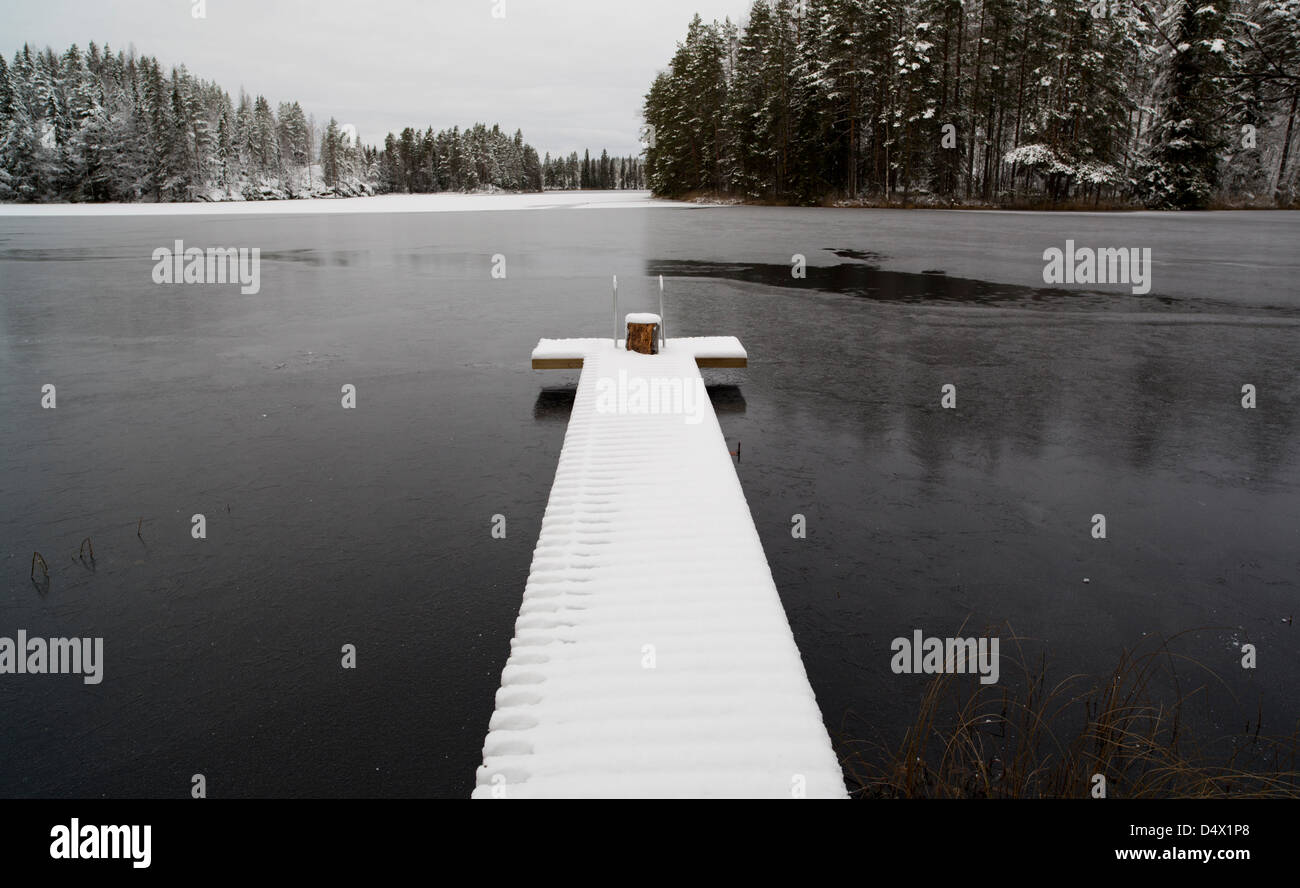 Ice black and white hi-res stock photography and images - Alamy