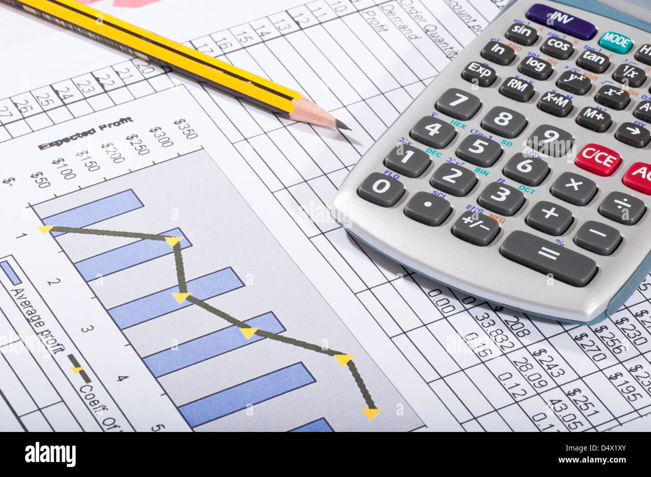 Accountancy analyze hi-res stock photography and images - Alamy