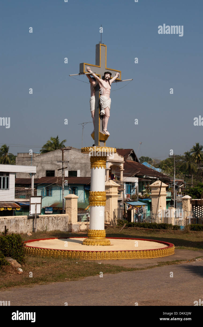 Statue of Christ in Mawlamyine (Moulmein) Burma Stock Photo - Alamy