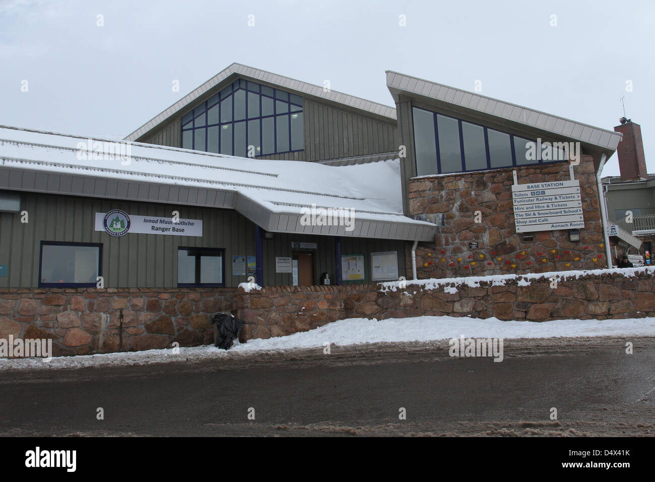 Ranger base hi-res stock photography and images - Alamy