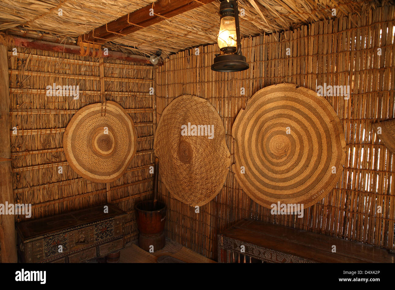 Arab hut hi-res stock photography and images - Alamy