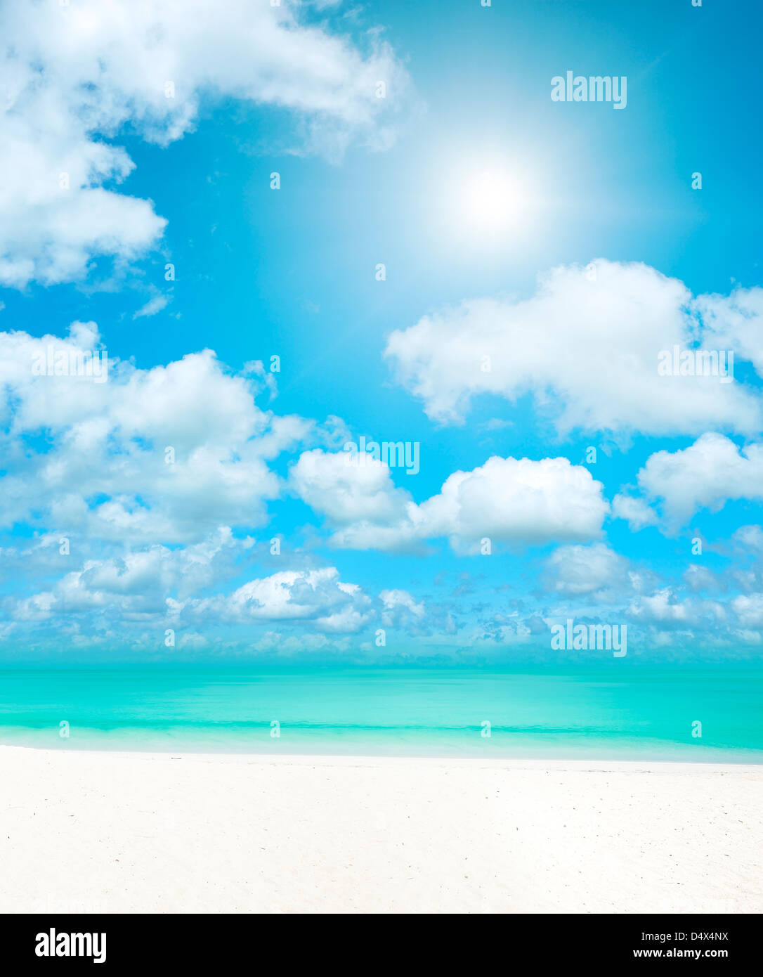 Sunny travel idyllic shore beach hi-res stock photography and images ...