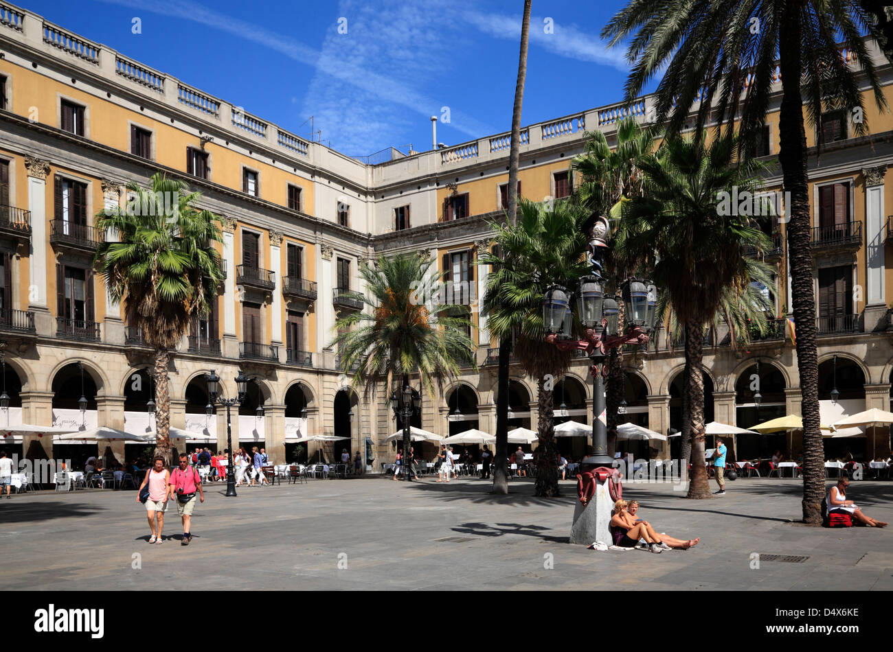 Placa Reial, Barri Gotic, Barcelona, Spain Stock Photo - Alamy