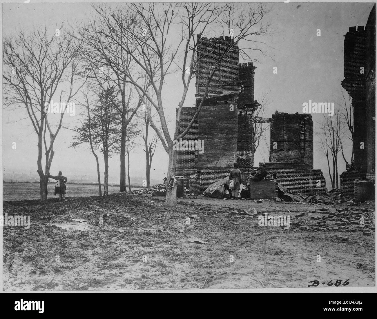 This photograph by Mathew Brady shows the ruins of a house from the ...
