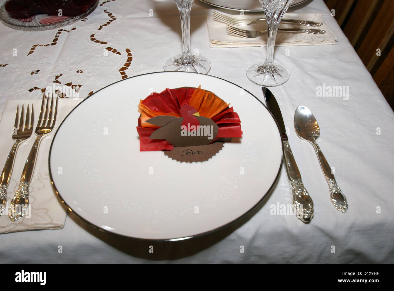 Thanksgiving Dinner Plate with Name Placard Stock Photo - Alamy