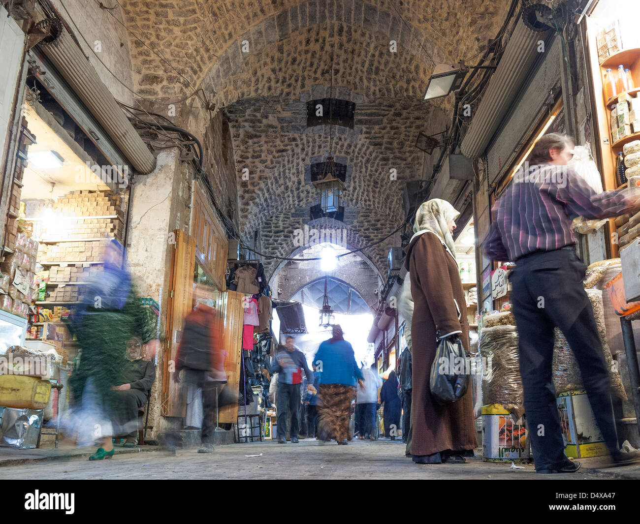 East market aleppo hi-res stock photography and images - Alamy