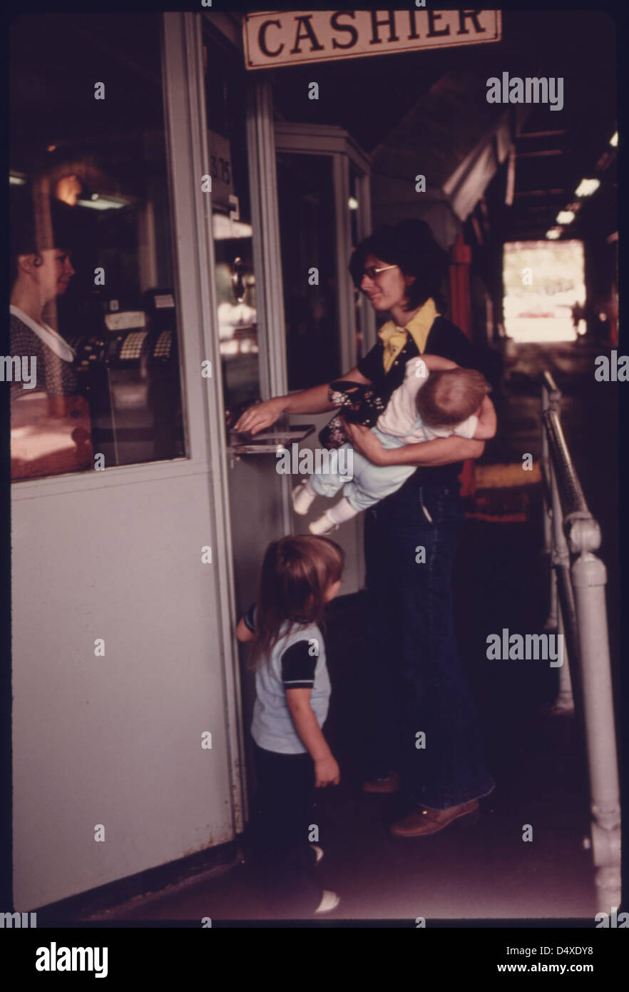1975 children hi-res stock photography and images - Alamy