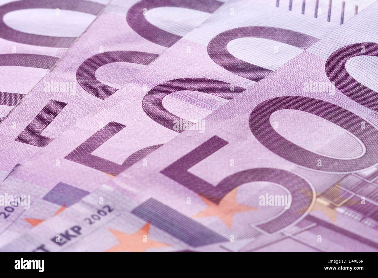 Close up 500 euro hi-res stock photography and images - Alamy