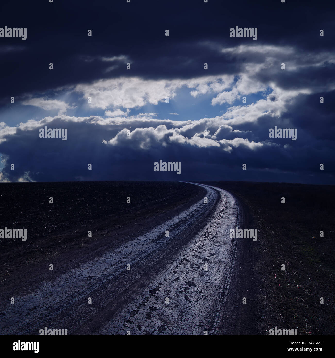 road in night Stock Photo - Alamy