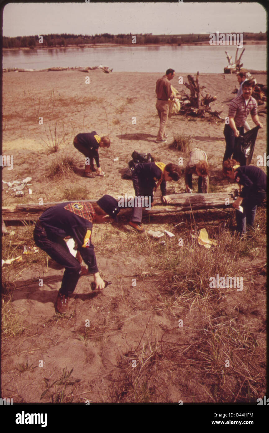 Cub_scouts hi-res stock photography and images - Alamy