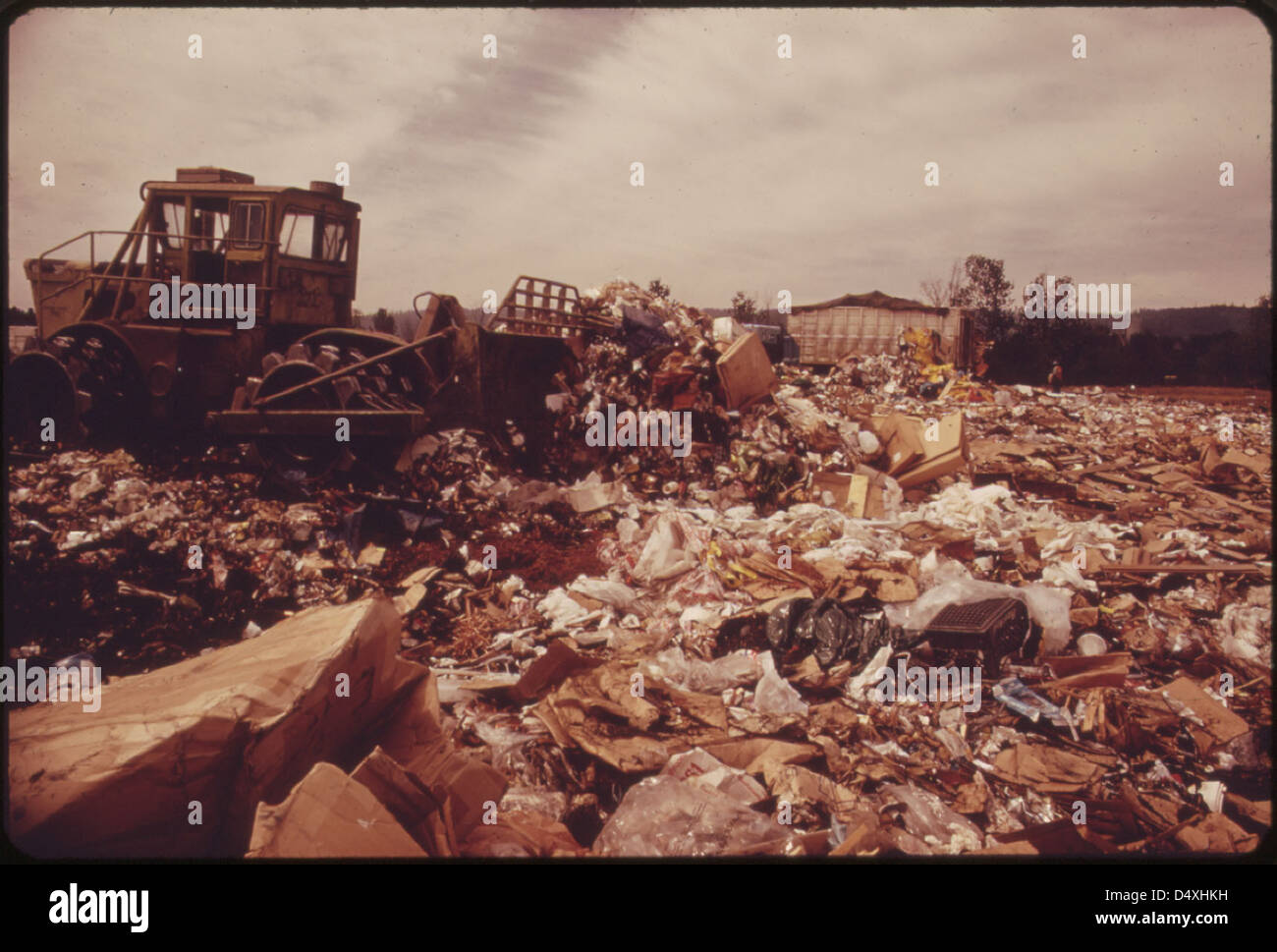 1970s garbage truck hi-res stock photography and images - Alamy