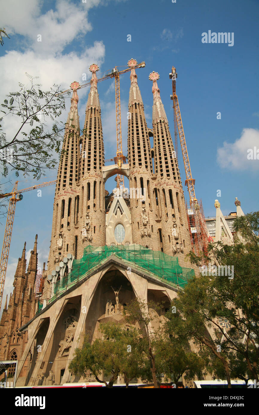 Photos of Barcelona Spain. Gaudi architecture Stock Photo - Alamy