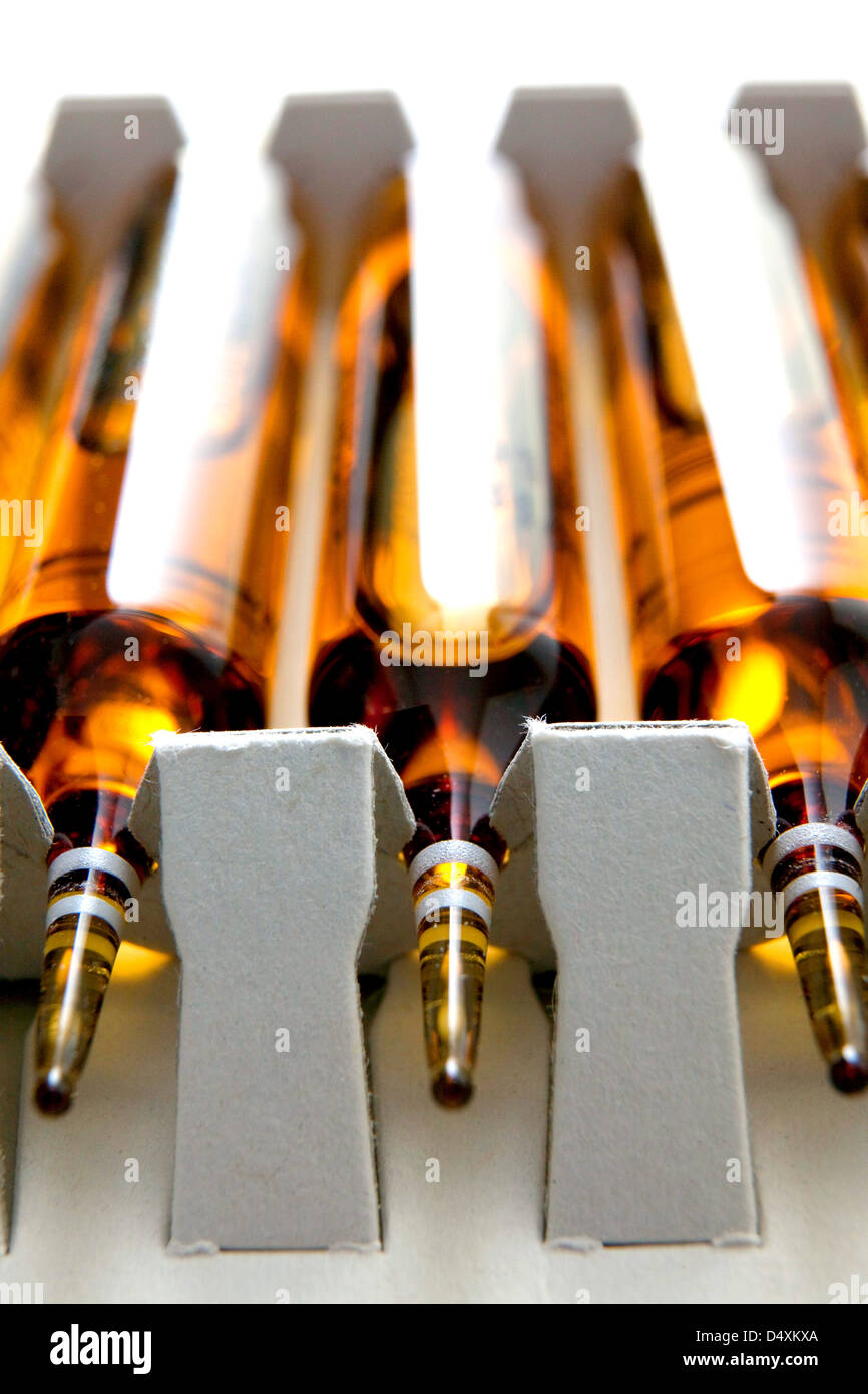 Ampule hi-res stock photography and images - Alamy